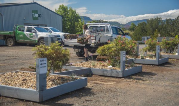 Turf Pick Up - Turfco